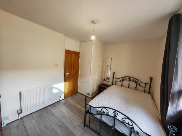 Room at Stanhope Street, Greater London