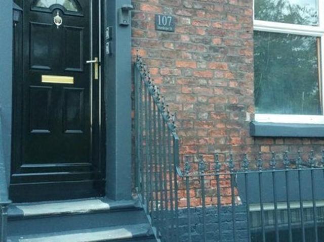 Room at Stanhope Street, Liverpool