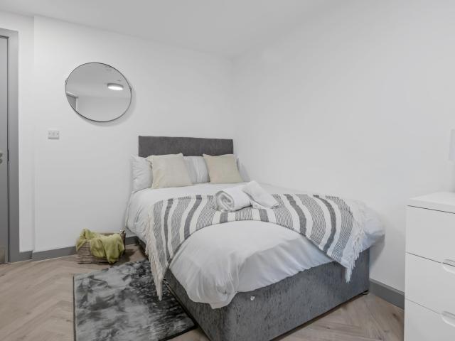 Room at Stanley Place, Nottingham