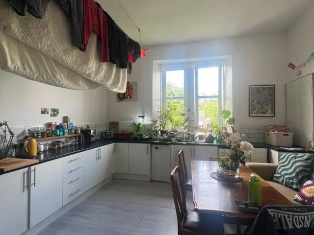 Room at Stanmore Road, Glasgow