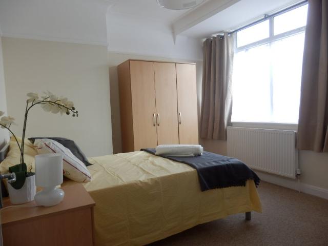 Room at Stafford Road, Greater London