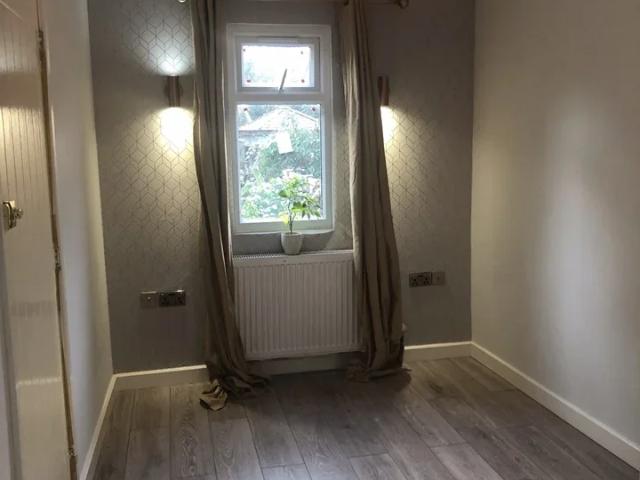 Room at Staines Road East, Borough of Spelthorne
