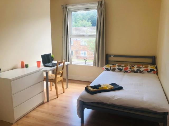 Room at Stalker Lees Road, Sheffield