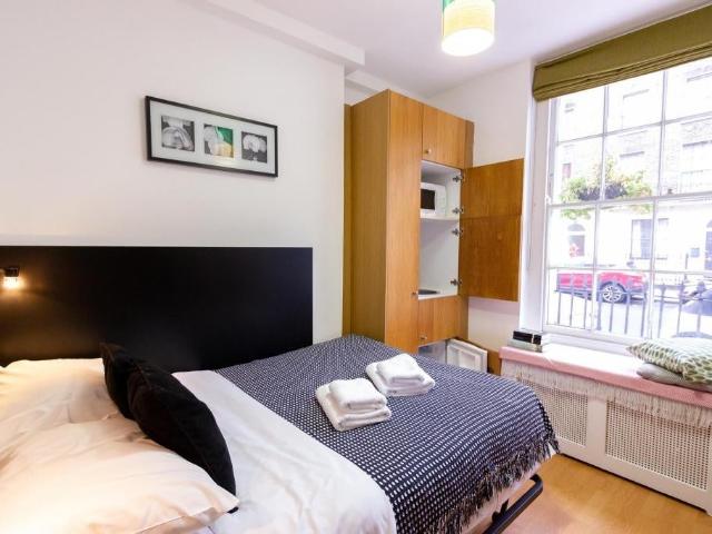 Room at Starcross Street, Greater London
