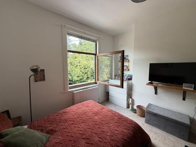 Room at Station Parade, Leeds