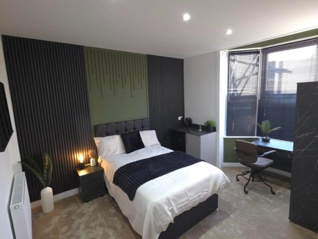 Room at Station Road, Darlington