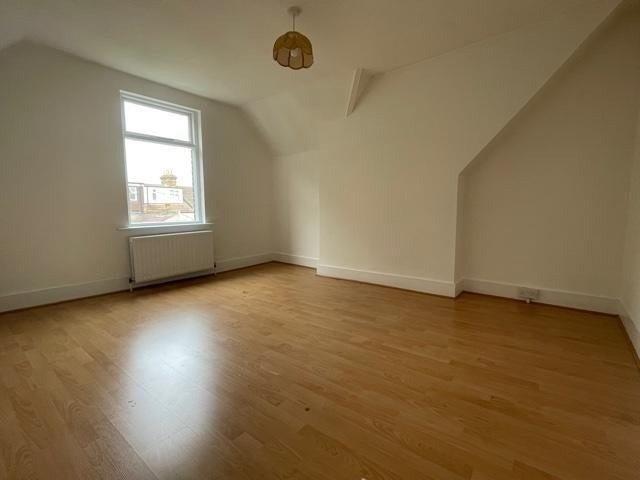 Room at Station Road, Greater London