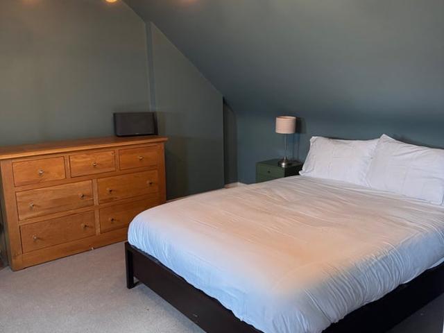 Room at Station Road, Nottingham