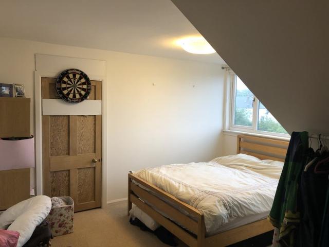 Room at Station Road, Roslin