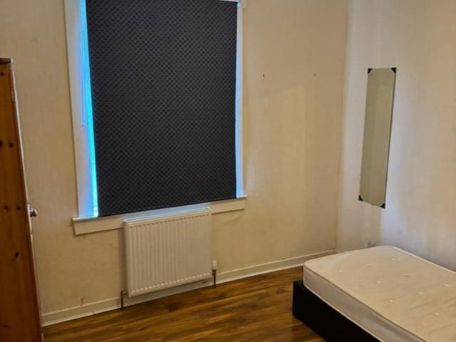 Room at Stenhouse Avenue West, City of Edinburgh