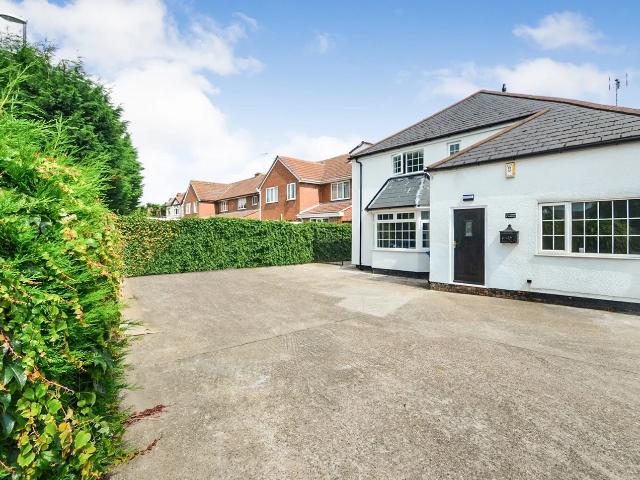 Room at Stenson Road, Derby