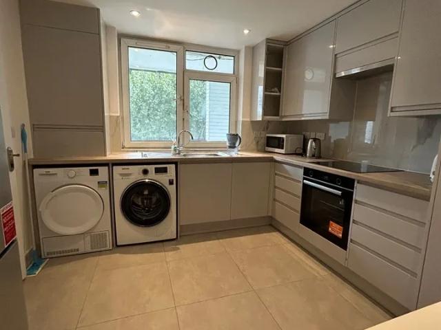 Room at Stebondale Street, Greater London