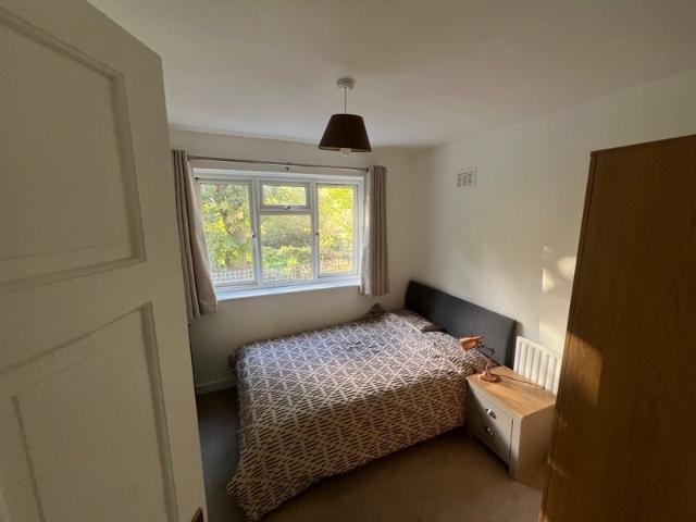 Room at Steerforth Street, Greater London
