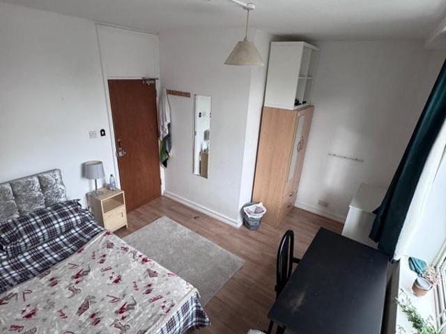 Room at Stepney Way, Greater London