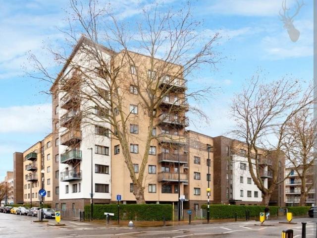 Room at Stepney Way, Greater London