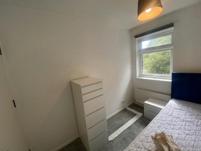 Room at Sterling Place, Greater London