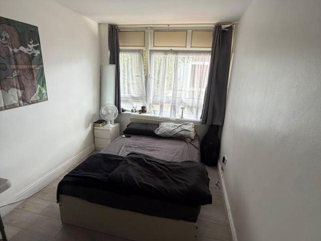 Room at Stewart Street, Greater London