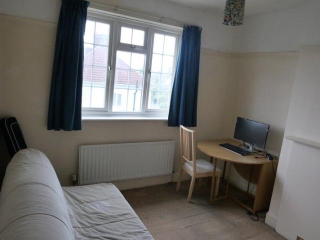 Room at Stillness Road, Greater London