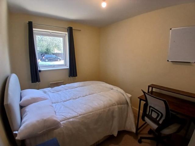 Room at Stone Street, Sandwell