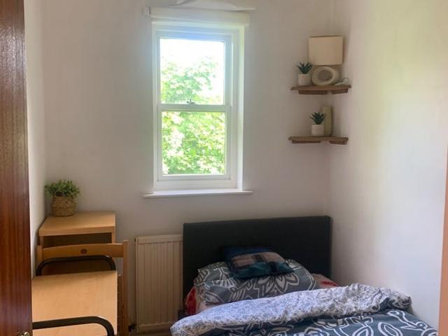 Room at Stonelea Court, Leeds