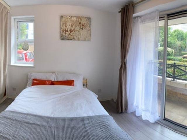 Room at Stoneyard Lane, Greater London