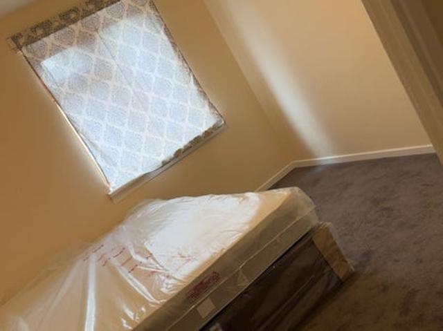 Room at Stoneycroft Close, Greater London