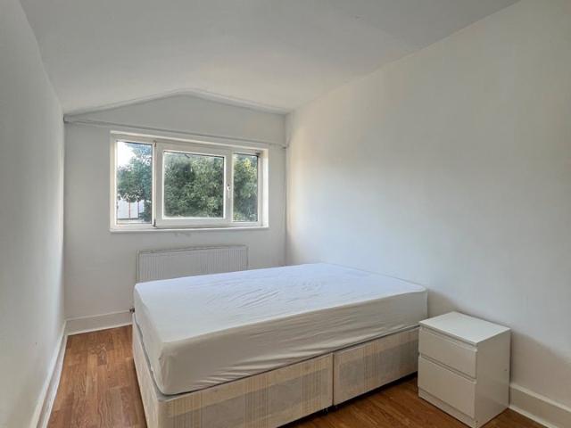 Room at Stock Street, Greater London