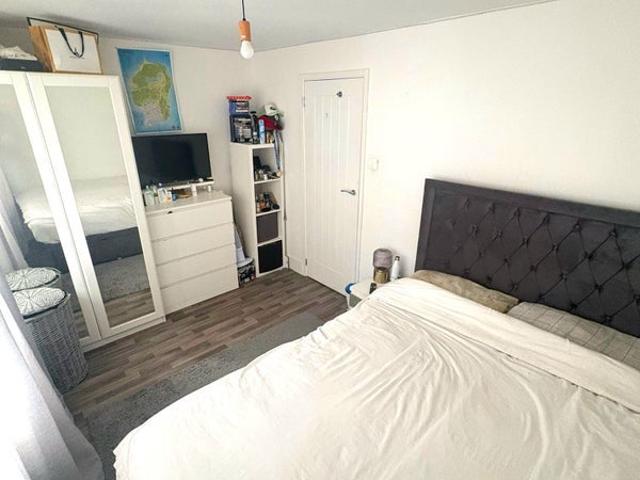 Room at Stockbury Road, Greater London