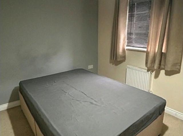 Room at Stockmoor Drive, North Petherton