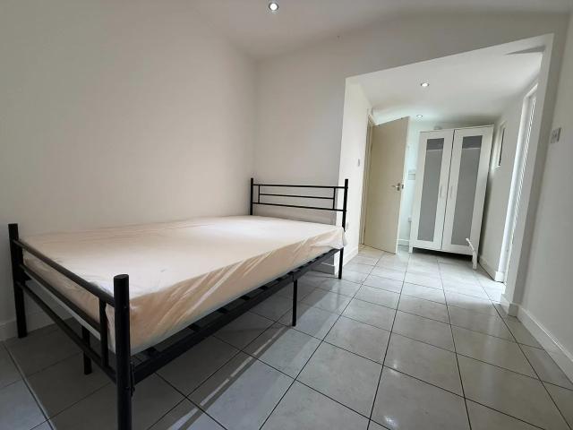 Room at Stockwood Crescent, Luton