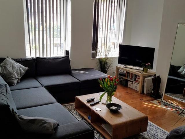 Room at Stockwell Gardens, Greater London