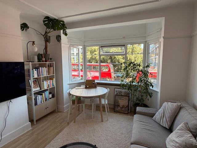 Room at Stockwell Park Walk, Greater London