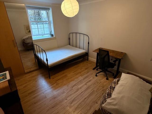 Room at Stoke Newington Church Street, Greater London