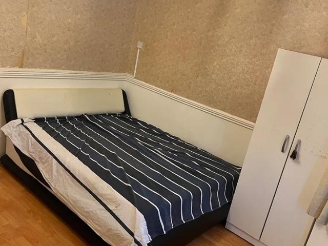 Room at Stokes Road, Greater London