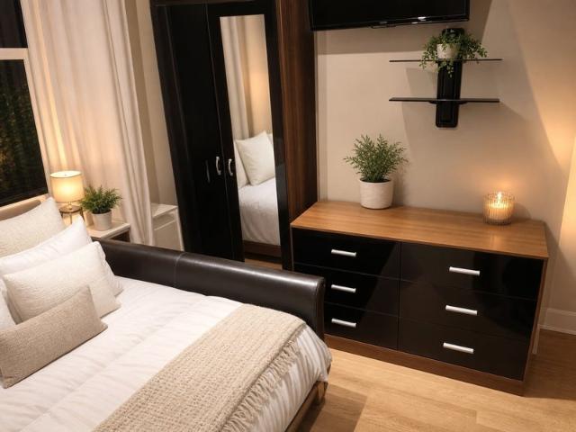 Room at Storer Road, Charnwood