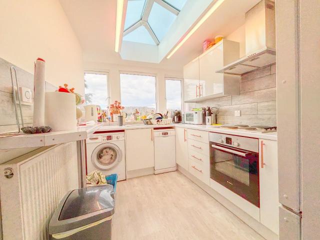 Room at Stottbury Road, Bristol