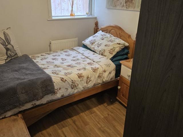 Room at Stour Road, Christchurch