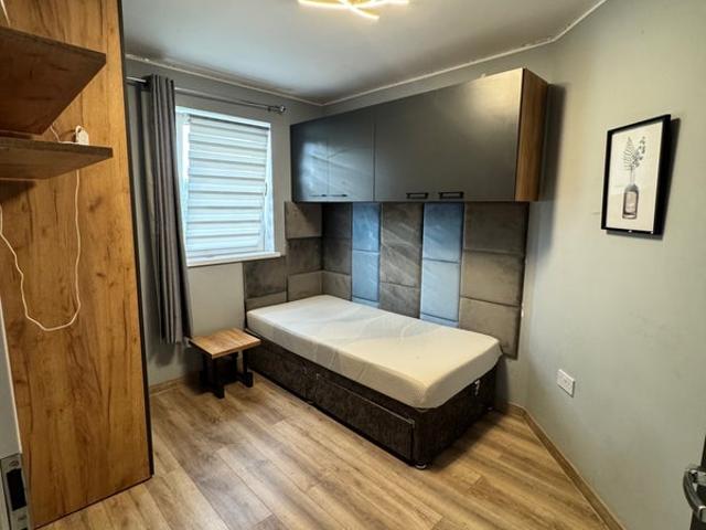 Room at Stourvale Drive, Wyre Forest