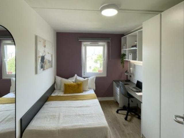 Room at Stowage, Greater London