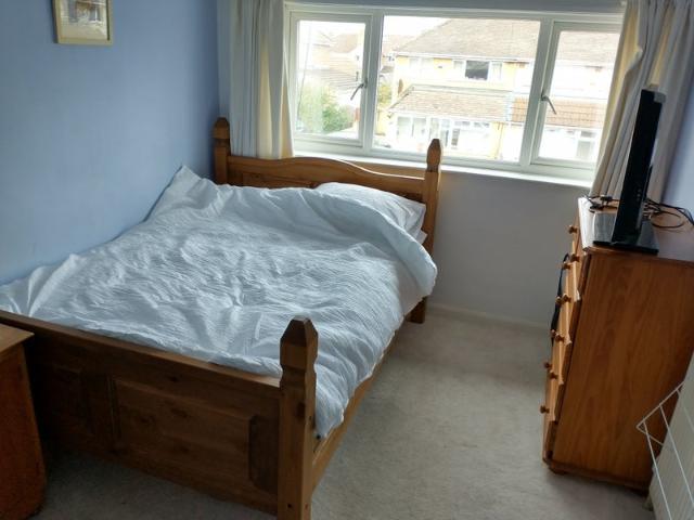 Room at Stroud Road, Bristol