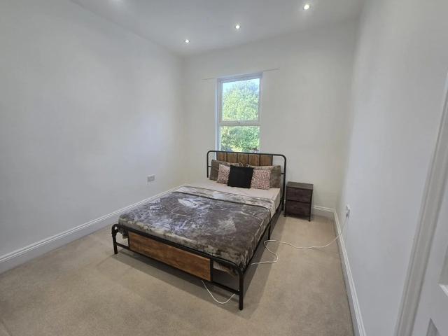 Room at Stroud Road, Greater London