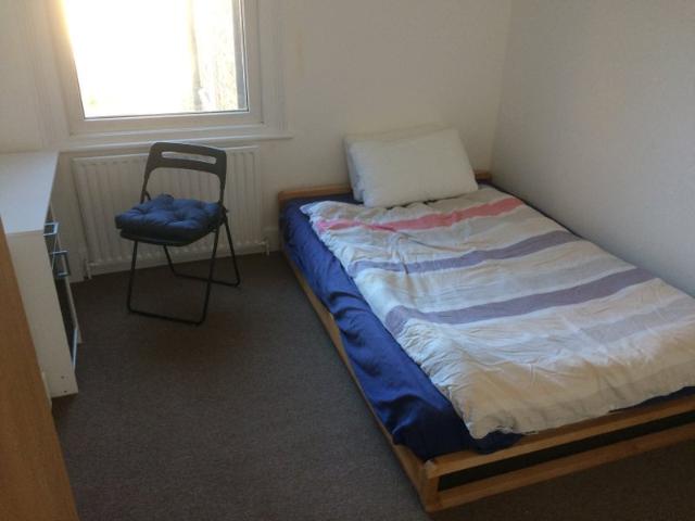 Room at Strode Road, Greater London