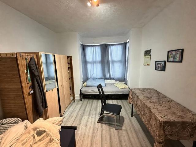 Room at Strone Road, Greater London