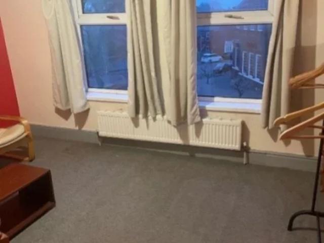 Room at Stratford Road, Birmingham