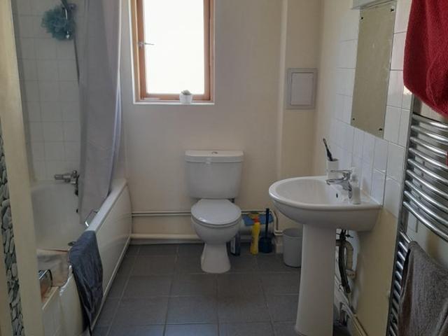 Room at Stratford Road, Greater London
