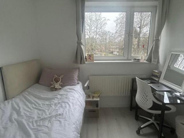 Room at Strathan Close, Greater London