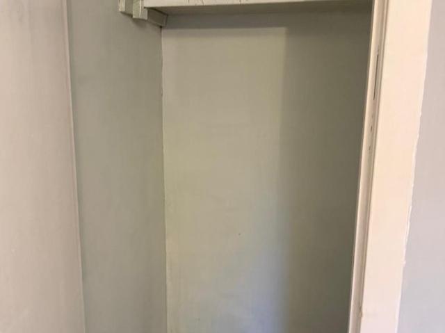 Room at Strathcarron Place, Glasgow