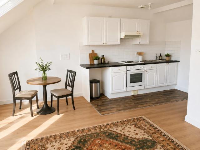 Room at Stretton Road, Leicester