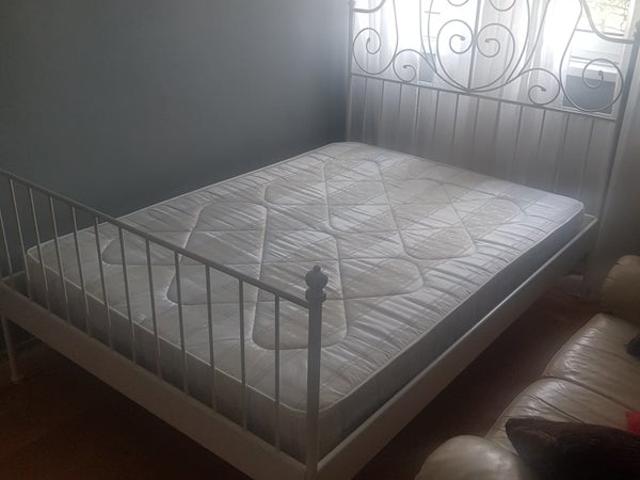 Room at Studley Road, Greater London