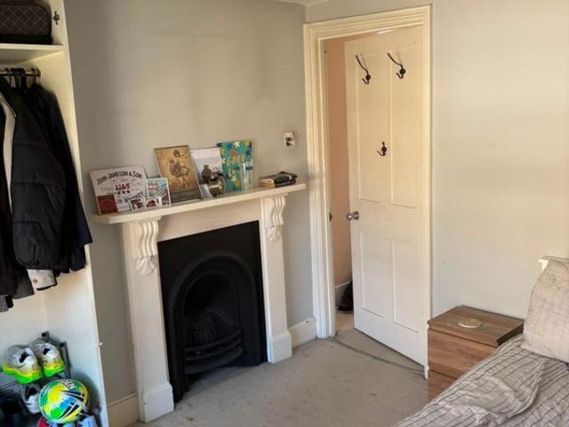 Room at Sugden Road, Greater London